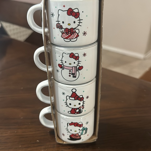 Hello Kitty | Kitchen | Hello Kitty Mini Mugs | Poshmark